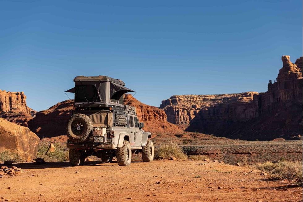 Who is Joshua Hayes and why did he build his Jeep Gladiator Rubicon ...
